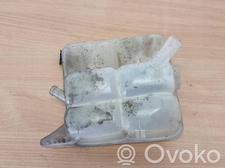 8V618K218AE Volvo V50 Coolant expansion tank/reservoir, 9.61 € | RRR