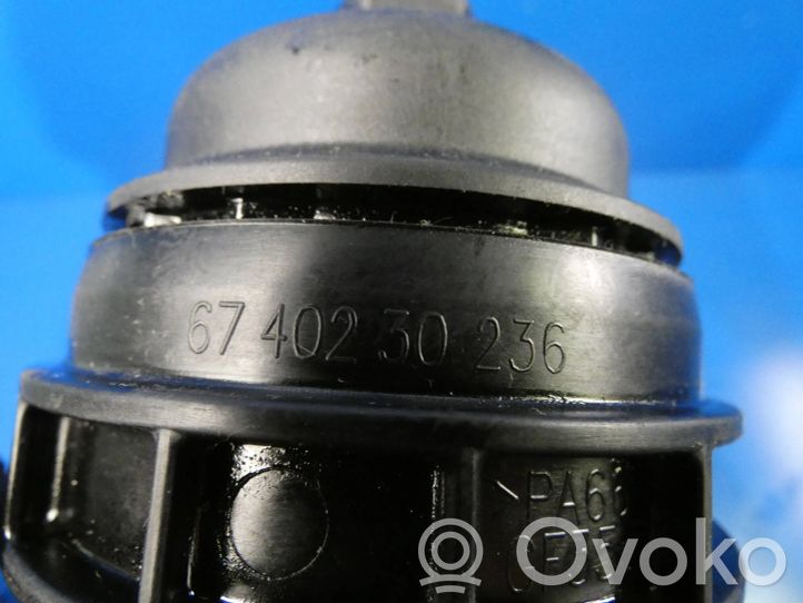 6740230236 Mercedes-Benz CLA C117 X117 W117 Oil filter mounting bracket ...