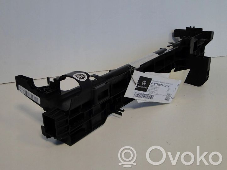 A0995041918 Mercedes-Benz S W222 Radiator mount bracket, 47.79 € | RRR