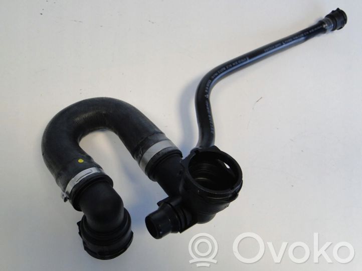 A1775011301 Mercedes-Benz GLB x247 Engine coolant pipe/hose, 61.24 € | RRR