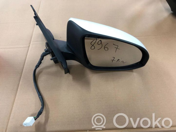 Toyota Yaris Front door electric wing mirror, 152.62 € | RRR