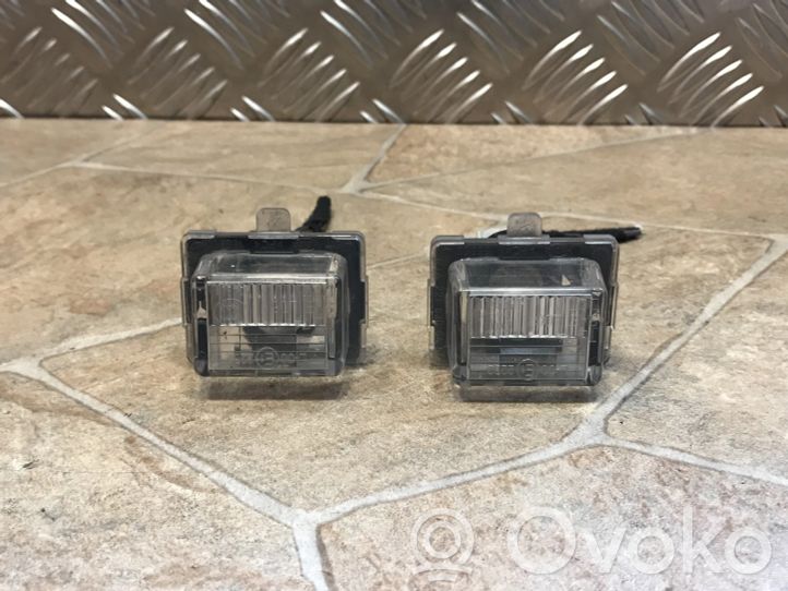 A2218200456 Mercedes-Benz S W221 Number plate light, 10.00 € | RRR