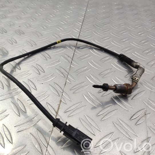 04L906088 Volkswagen PASSAT B8 Capteur de température des gaz d ...