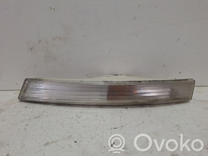 Volkswagen PASSAT B6 Front indicator light, 3.00 € | RRR