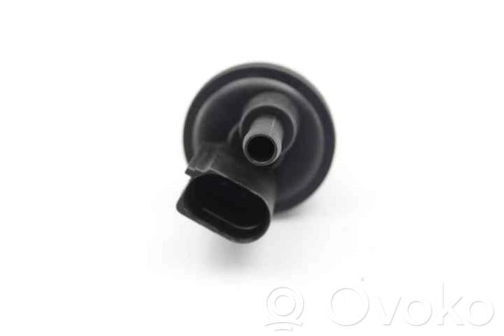 6QE906517 Seat Ibiza IV (6J,6P) Soupape de ventilation, réservoir de ...