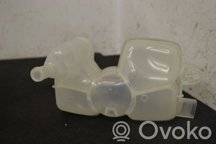 31686041 Volvo XC90 Coolant expansion tank/reservoir, 20.00 € | RRR