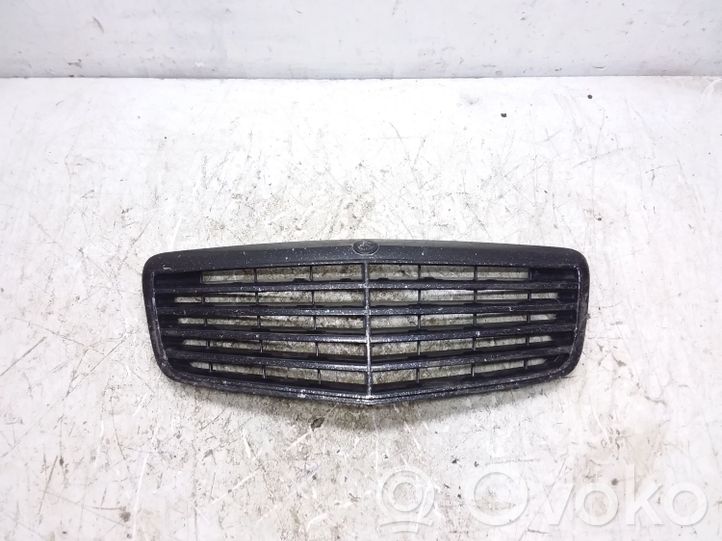 A2118801783 Mercedes-Benz E W211 Front bumper upper radiator grill, 60. ...