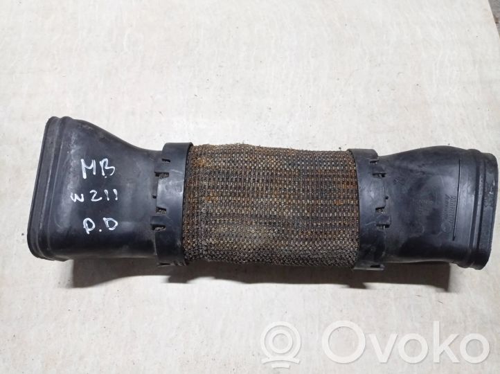 a6420945097 Mercedes-Benz E W211 Parte del condotto di aspirazione dell ...