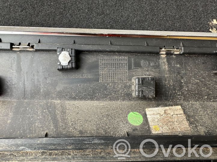 2GA854939 Volkswagen T-Roc Front door trim (molding), 26.00 € | RRR