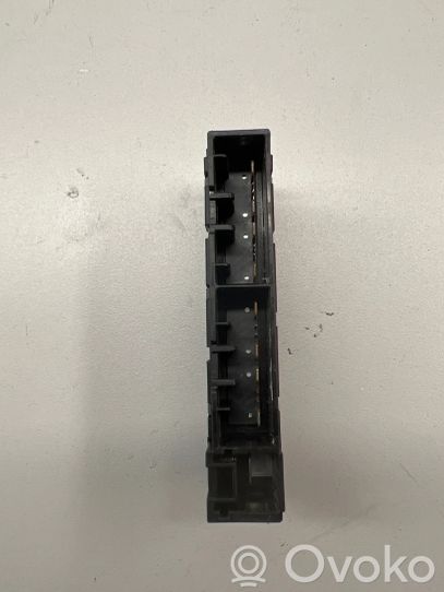 8264171010 Lexus CT 200H Module de fusibles, 21.60 € | OVOKO