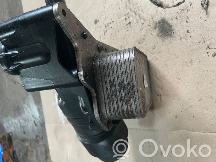 152085948R Renault Trafic III (X82) Support de filtre à huile, 33.00 ...