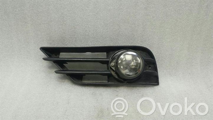 A2098200756 Mercedes-Benz R W251 Feu antibrouillard avant, 90.00 € | OVOKO