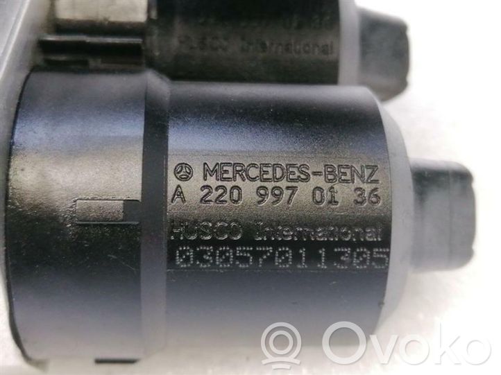 A2203200358 Mercedes-Benz CL C215 Unités de vannes / Répartiteur d'air ...