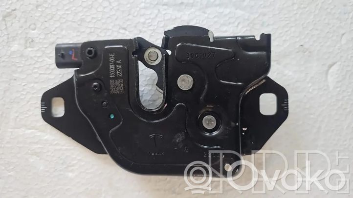 150039700D Tesla Model Y Engine bonnet/hood lock/catch, 55.00 € | RRR