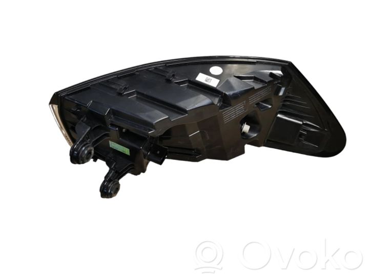 11A945096 Volkswagen ID.4 Rear/tail lights, 143.00 € | RRR