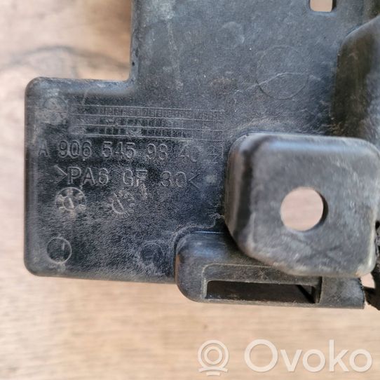 RPR650 Mercedes-Benz Sprinter W906 Autres pièces compartiment moteur ...