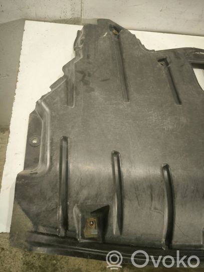 51758037195 BMW X5 E70 Engine splash shield/under tray, 45.00 € | RRR