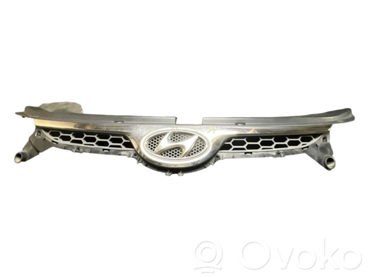 863660X000 Hyundai i10 Front bumper upper radiator grill, 35.00 € | RRR