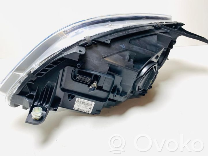 711307023660 Mercedes-Benz R W251 Phare frontale, 850.00 € | OVOKO