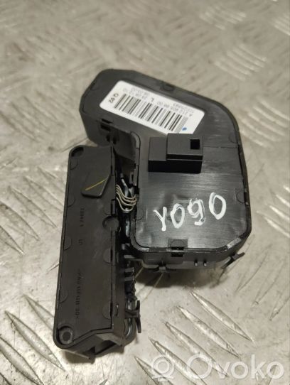 A2129059600 Mercedes-Benz CLS C218 X218 Seat control switch, 33.00 € | RRR
