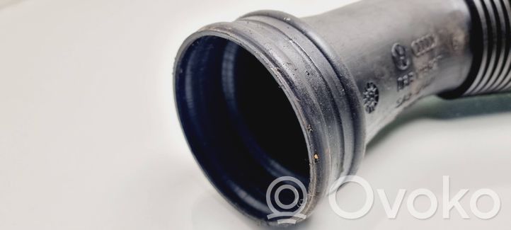06B129627 Volkswagen PASSAT B5 Tube d'admission d'air, 3.00 € | OVOKO