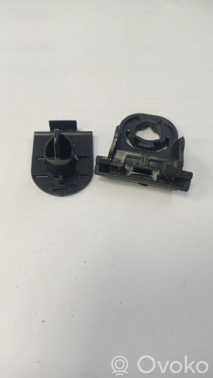 4774902020 Toyota Sienna XL40 IV Front splash guards bracket, 20.00 € | RRR