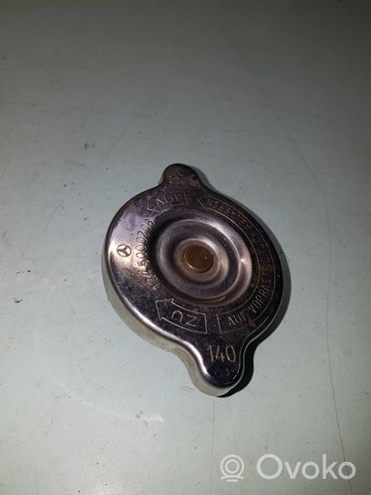 1245000206 Mercedes-Benz Vito Viano W638 Vase d'expansion / bouchon de ...