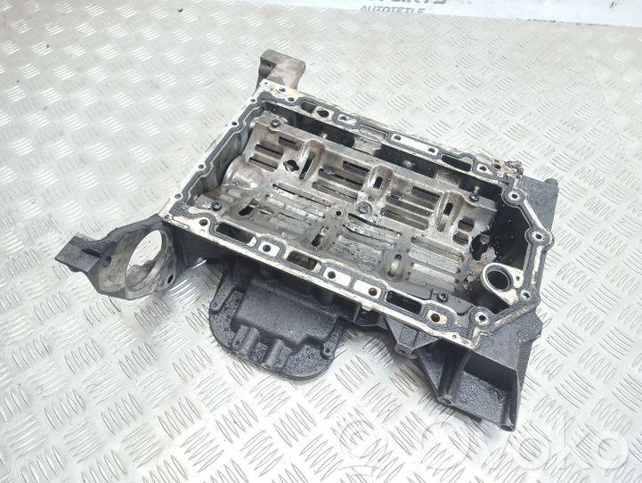 4H2Q6U0004FB Land Rover Discovery 3 - LR3 Oil sump, 40.00 € | RRR