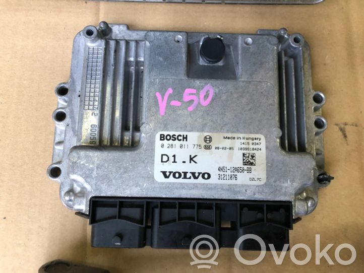 0281011775 Volvo V50 Engine ECU kit and lock set, 240.17 € | RRR