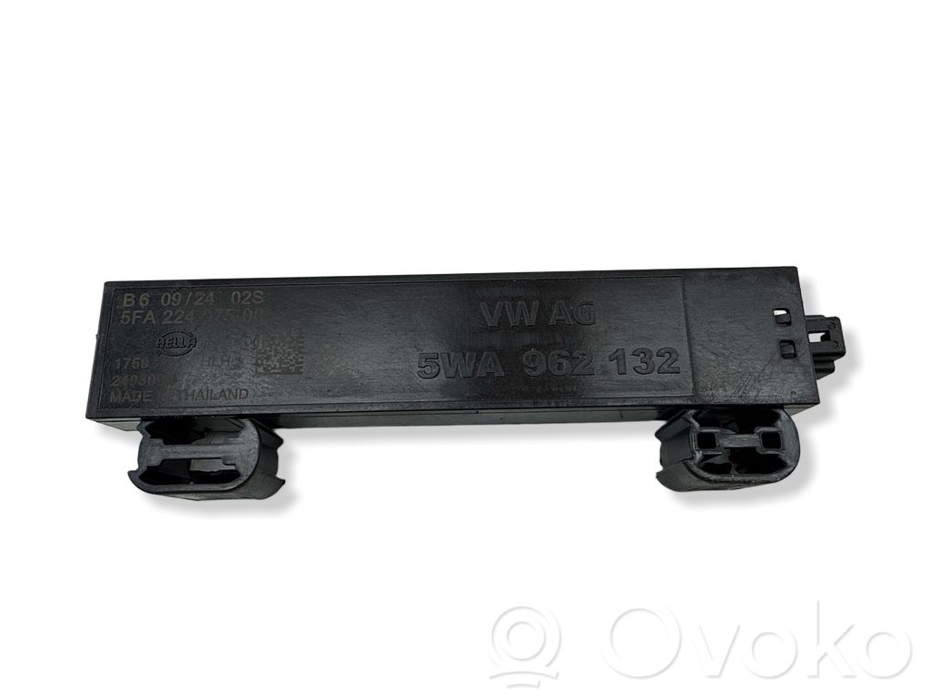 5WA962132 Volkswagen ID.4 Keyless system antenna, €20.00 | RRR