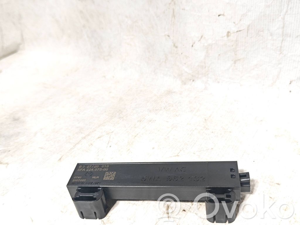 5WA962132 Volkswagen ID.4 Keyless system antenna, €20.00 | RRR