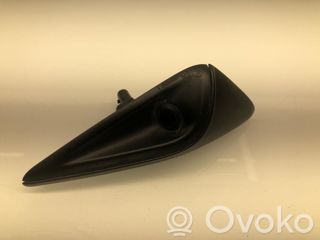 1820734-00-D Tesla Model 3 Side fender camera, €220.00 | RRR