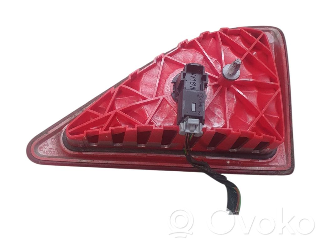 265900021R Renault Master III Third/center stoplight, €55.35 | RRR