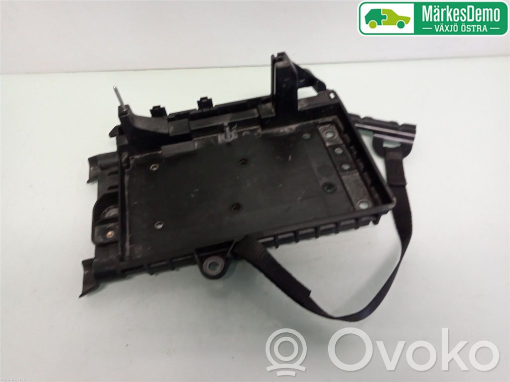 A1776204201 Mercedes-Benz A W177 Boîte de batterie, 44,20 € | OVOKO