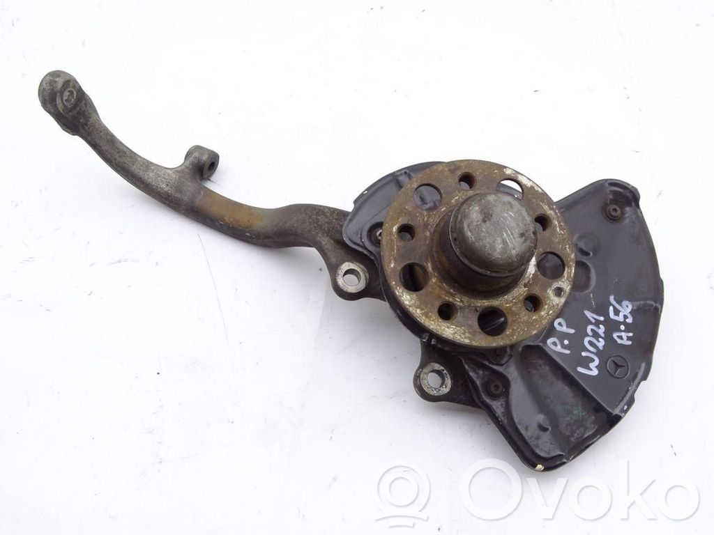 Mercedes-Benz S AMG W221 Front wheel hub spindle knuckle, €84.70 | RRR