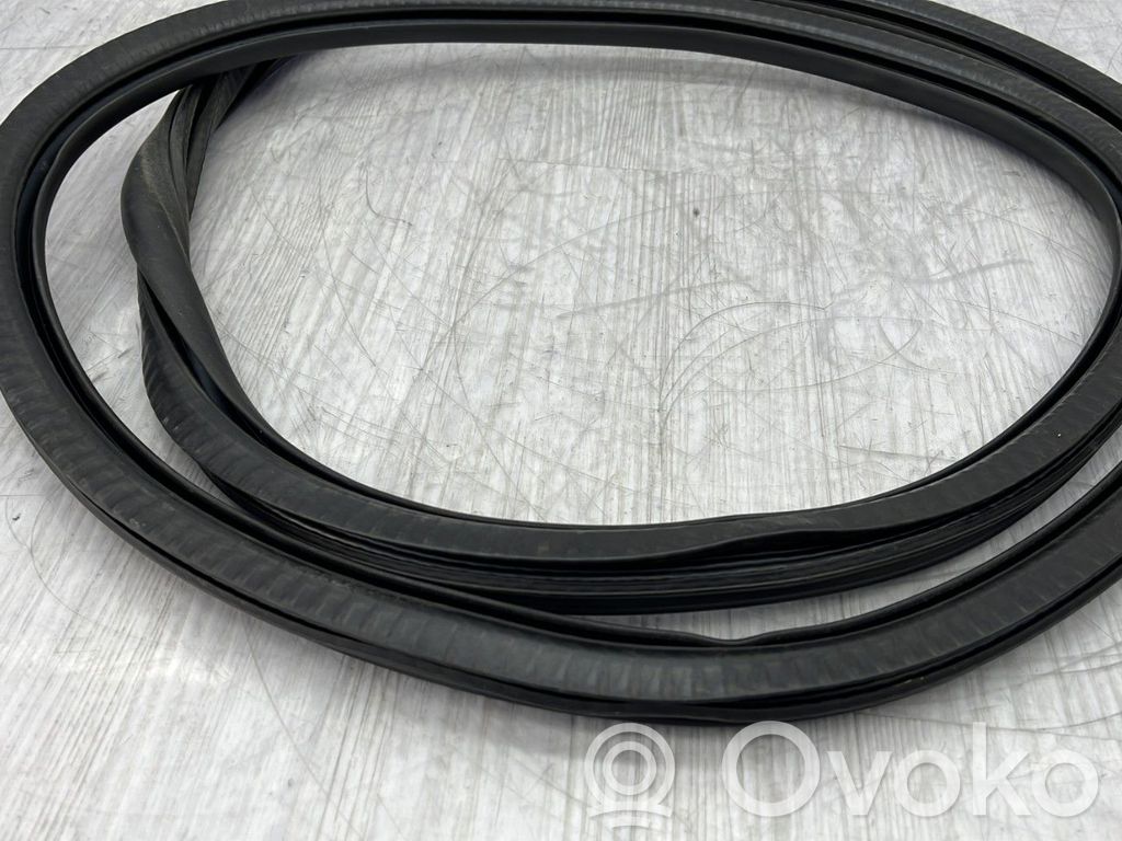 9823194980 Peugeot 208 II Rubber seal rear door, €5.18 | RRR