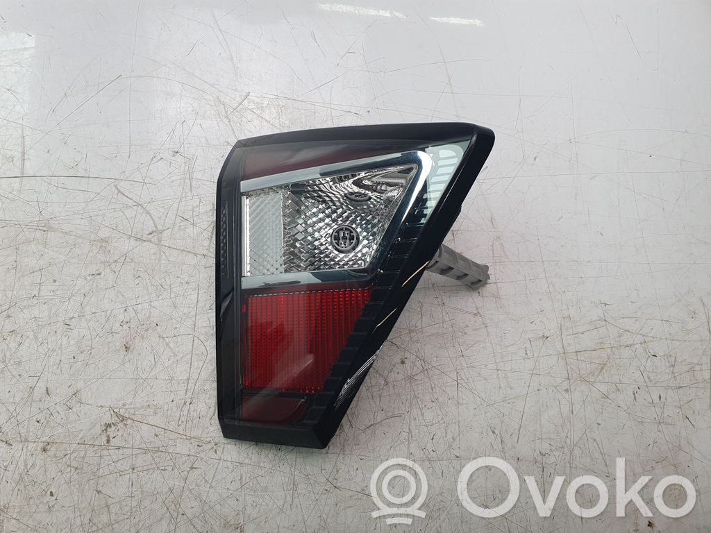 GV4113A603DD Ford Kuga II Ampoule, projecteur principal, 70,00 € | OVOKO