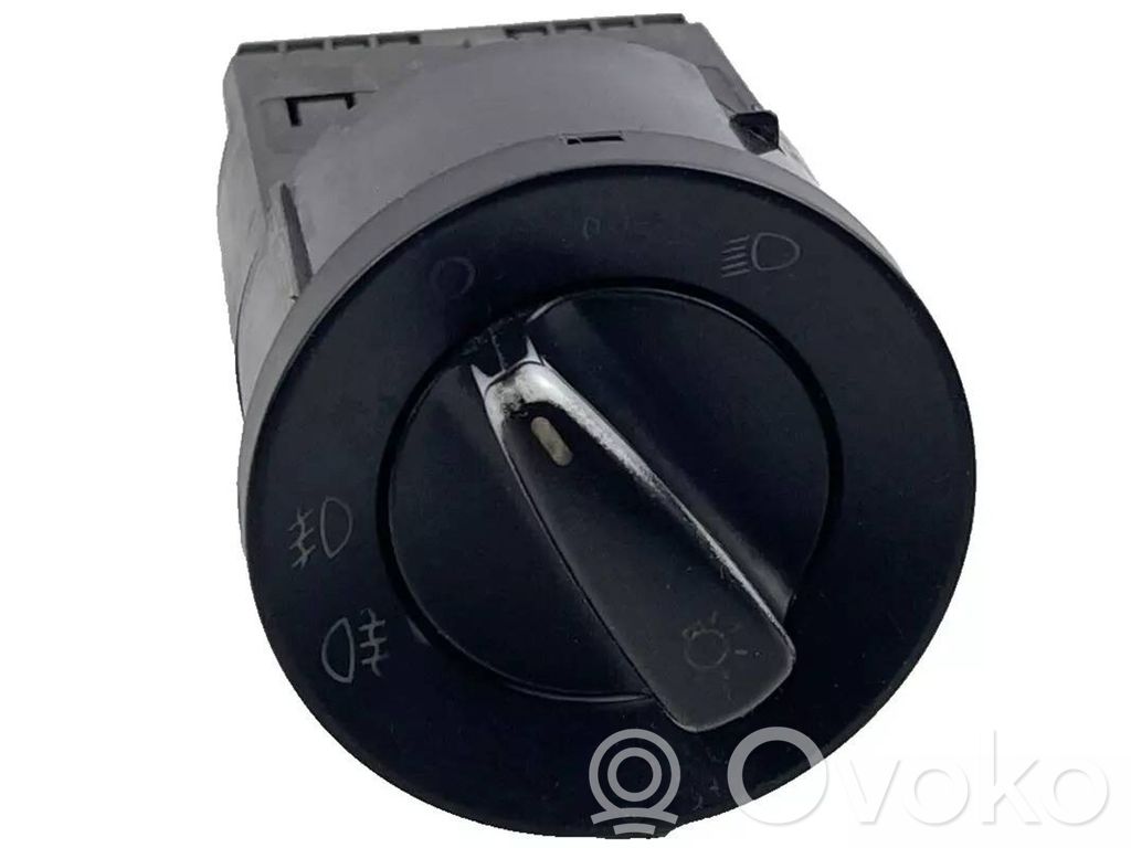 3B0941531C Skoda Octavia Mk1 (1U) Panel lighting control switch, €32.75 ...