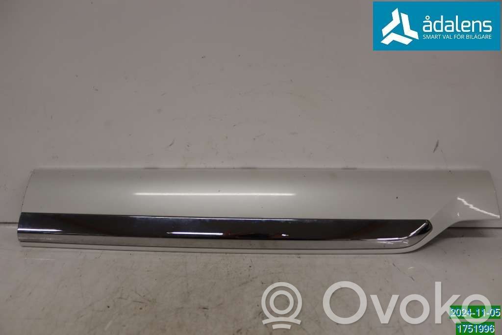 39843060 Volvo XC90 Moulure de porte arrière, 78,13 € | OVOKO