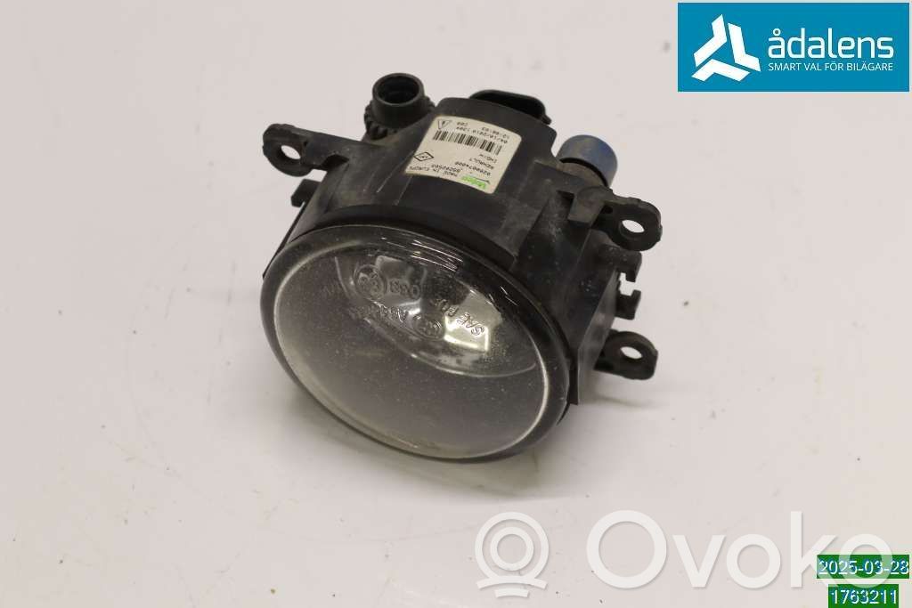 8200074008 Dacia Duster Front fog light, €35.71 | RRR
