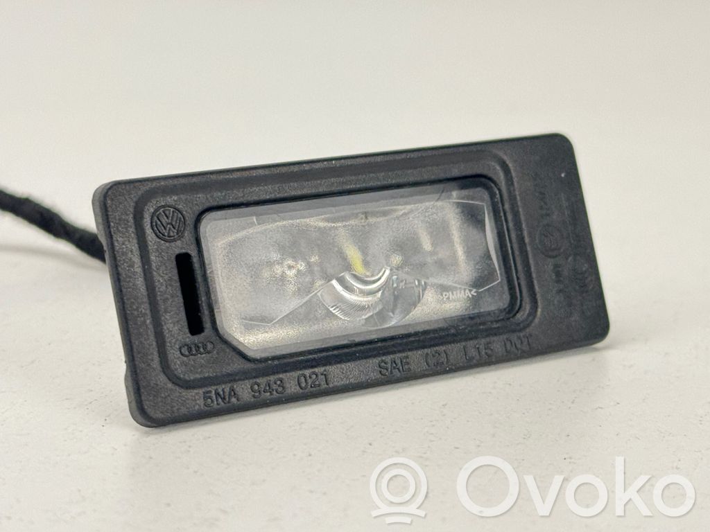 5NA943021 Cupra Formentor Number plate light, €9.00 | RRR