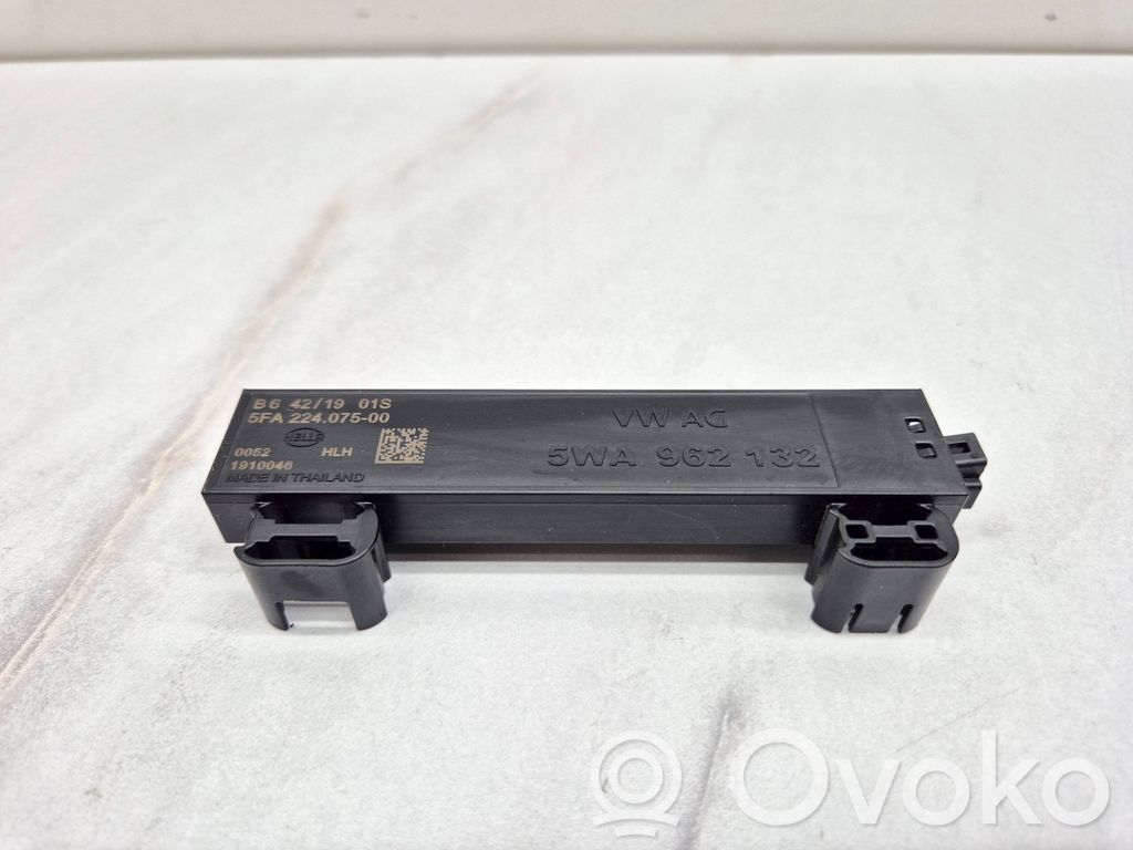 5WA962132 Volkswagen ID.4 Keyless system antenna, €20.00 | RRR