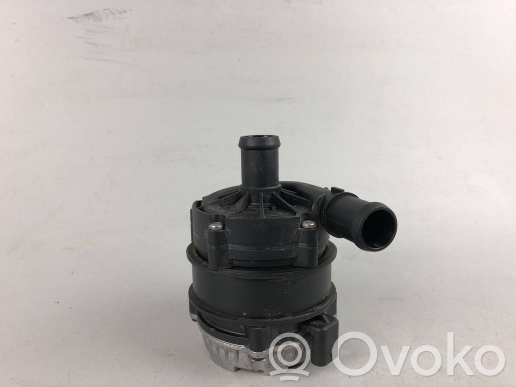 04L965567 Volkswagen Golf VII Webasto circulation pump for autonomous ...