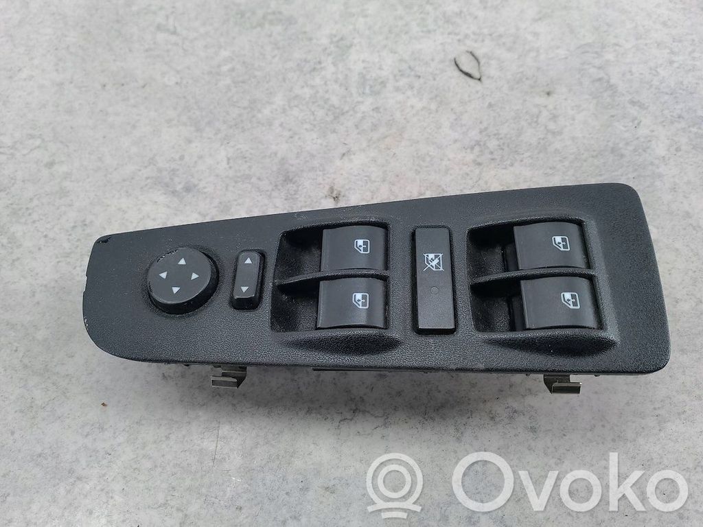 735434462 Fiat Bravo Quarter vent window switch, €23.53 | RRR