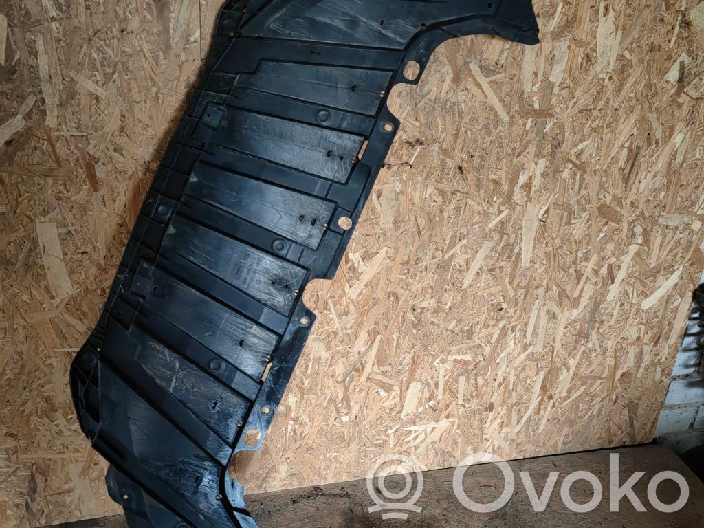 BM51A8B384A Ford Focus Front bumper skid plate/under tray, €20.00 | RRR