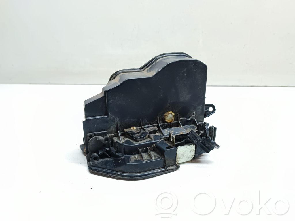 7276668 BMW X3 F25 Front door lock, €41.92 | RRR