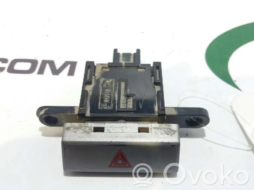 CS10 Ford Ranger Interrupteur feux de détresse, 23,56 € | OVOKO