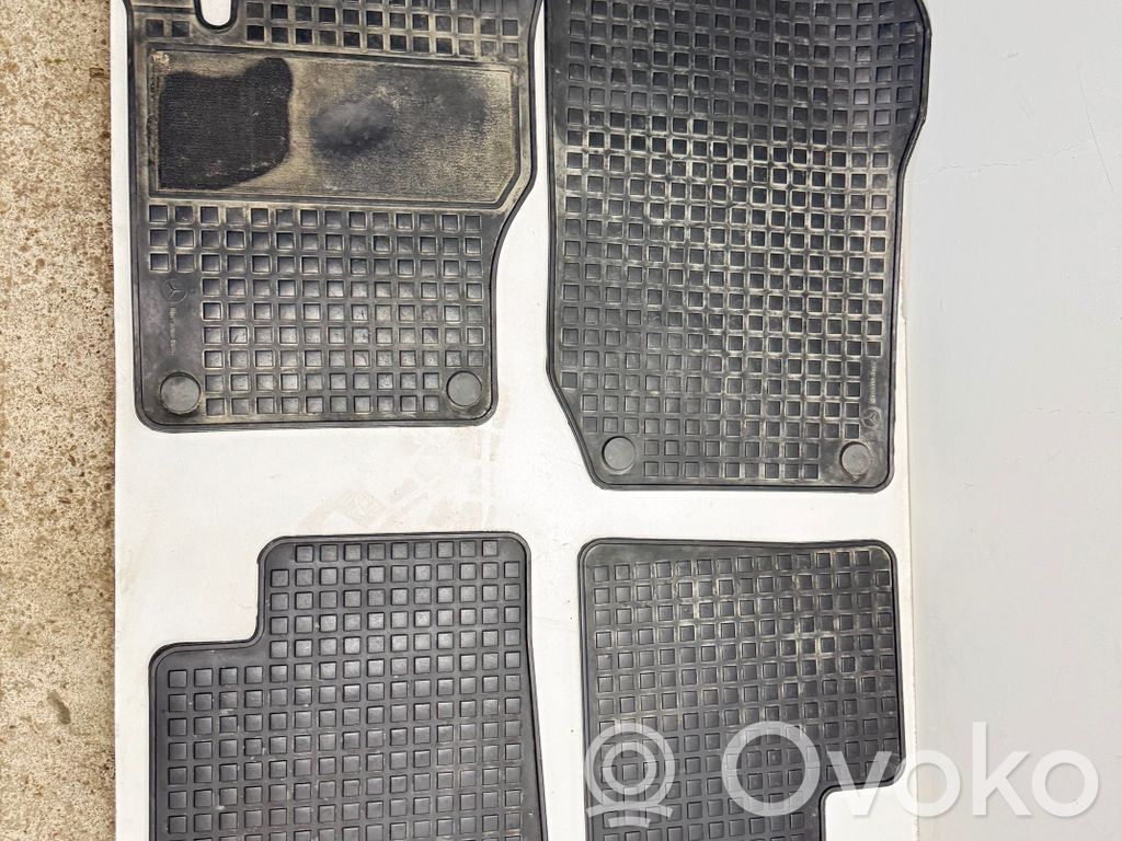A1646800348 Mercedes-Benz ML W164 Car floor mat set, €17.99 | RRR