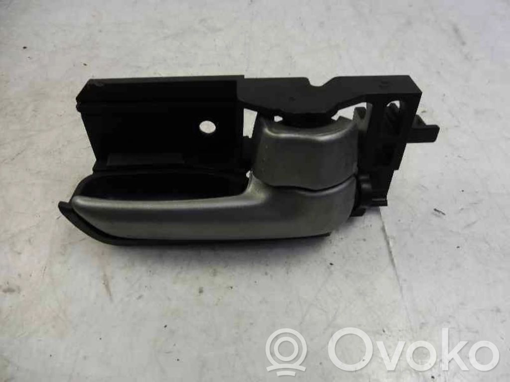 8311062J10BWL Suzuki Swift Cultus Poignée inférieure de porte avant, 15 ...