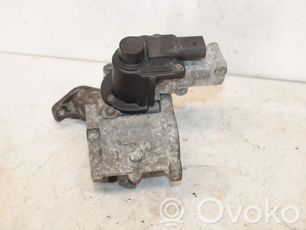03G131501D Volkswagen PASSAT B5.5 EGR valve, €43.82 | RRR